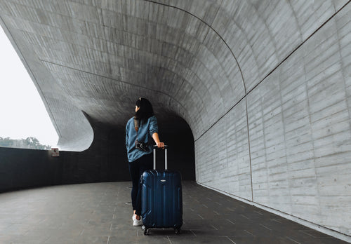 Eminent Luggage | Lightweight, Durable & Luxury Suitcases